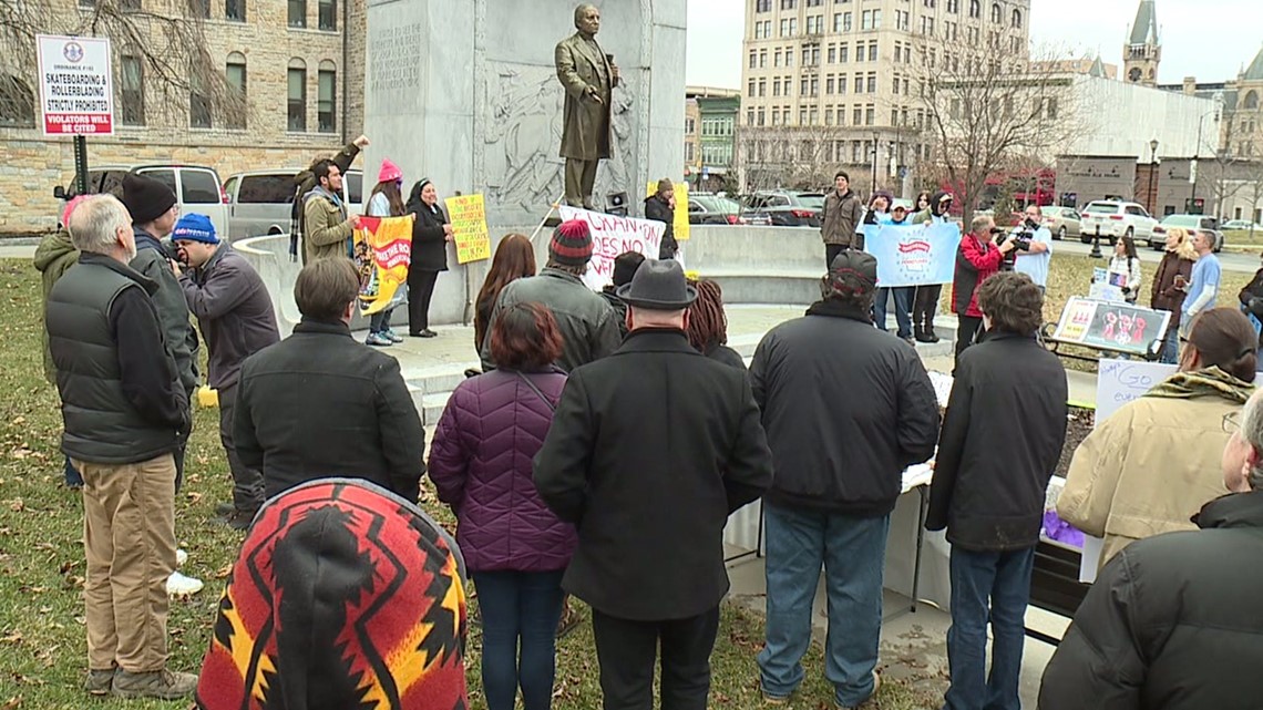 Inauguration Protest Draws Crowd to Courthouse Square | wnep.com