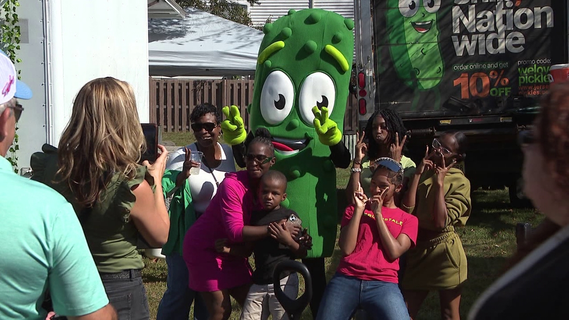 Dill-lightful day in the Poconos sees the Pickle Me Poconos Festival ...