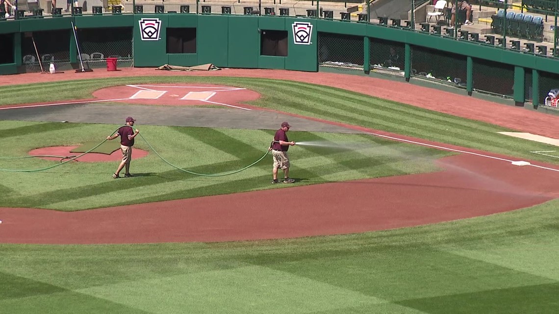 Little League volunteers keep fields groomed | wnep.com