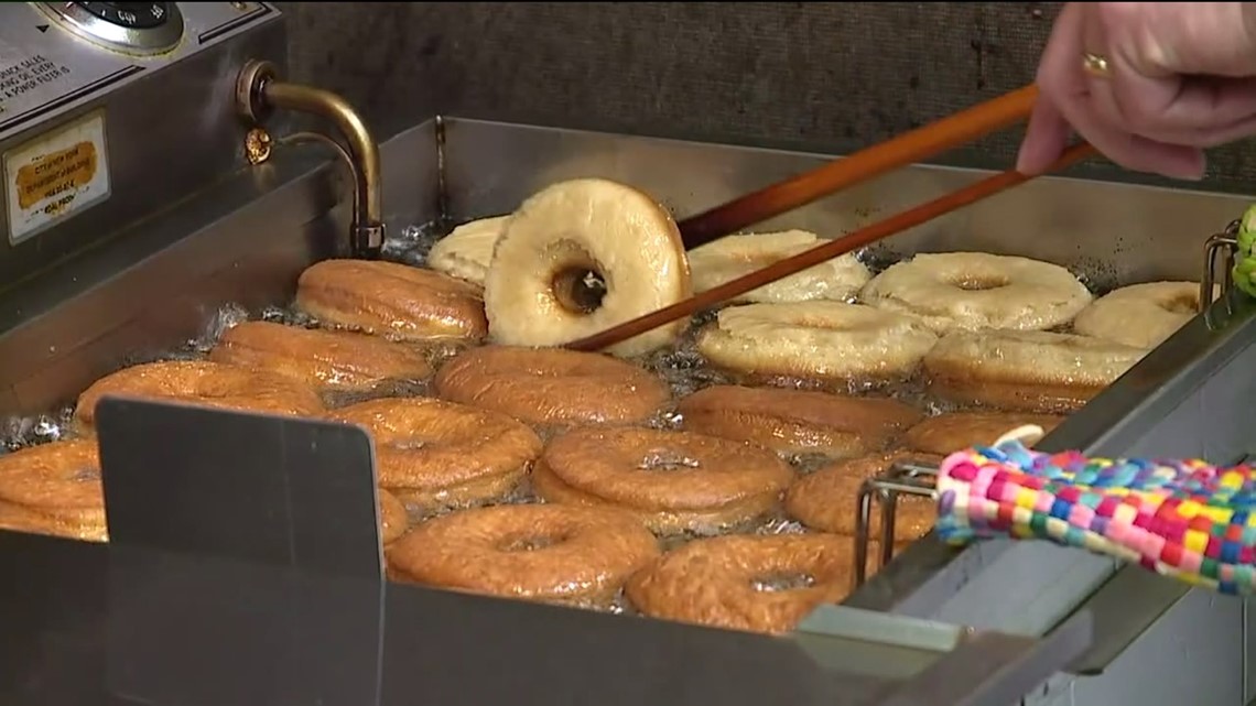 Making Doughnuts for Fat Tuesday in Bloomsburg | wnep.com