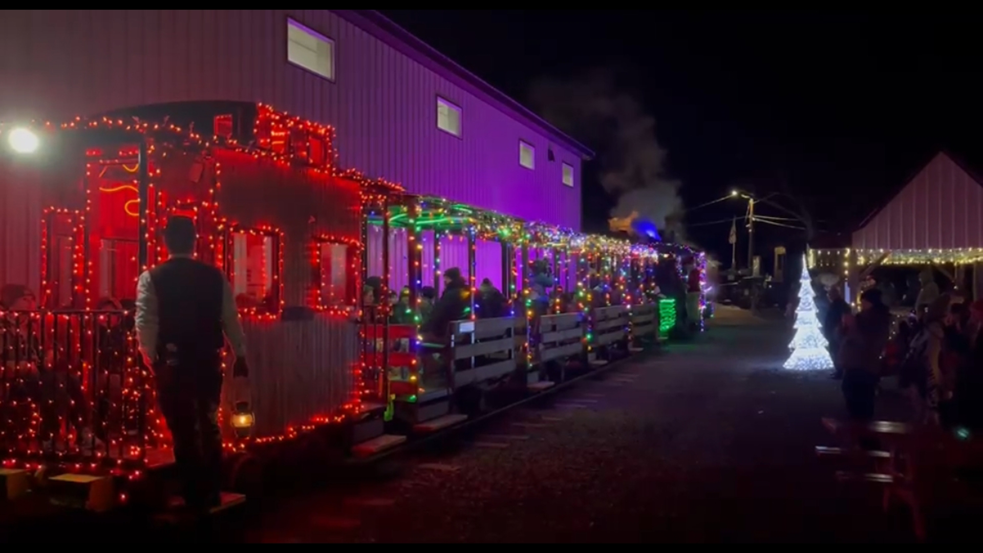 All aboard the Santa Train in Schuylkill County | wnep.com
