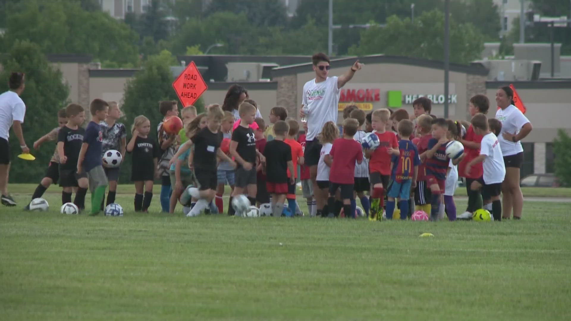 Des Moines Public Schools partners with Des Moines Menace | weareiowa.com