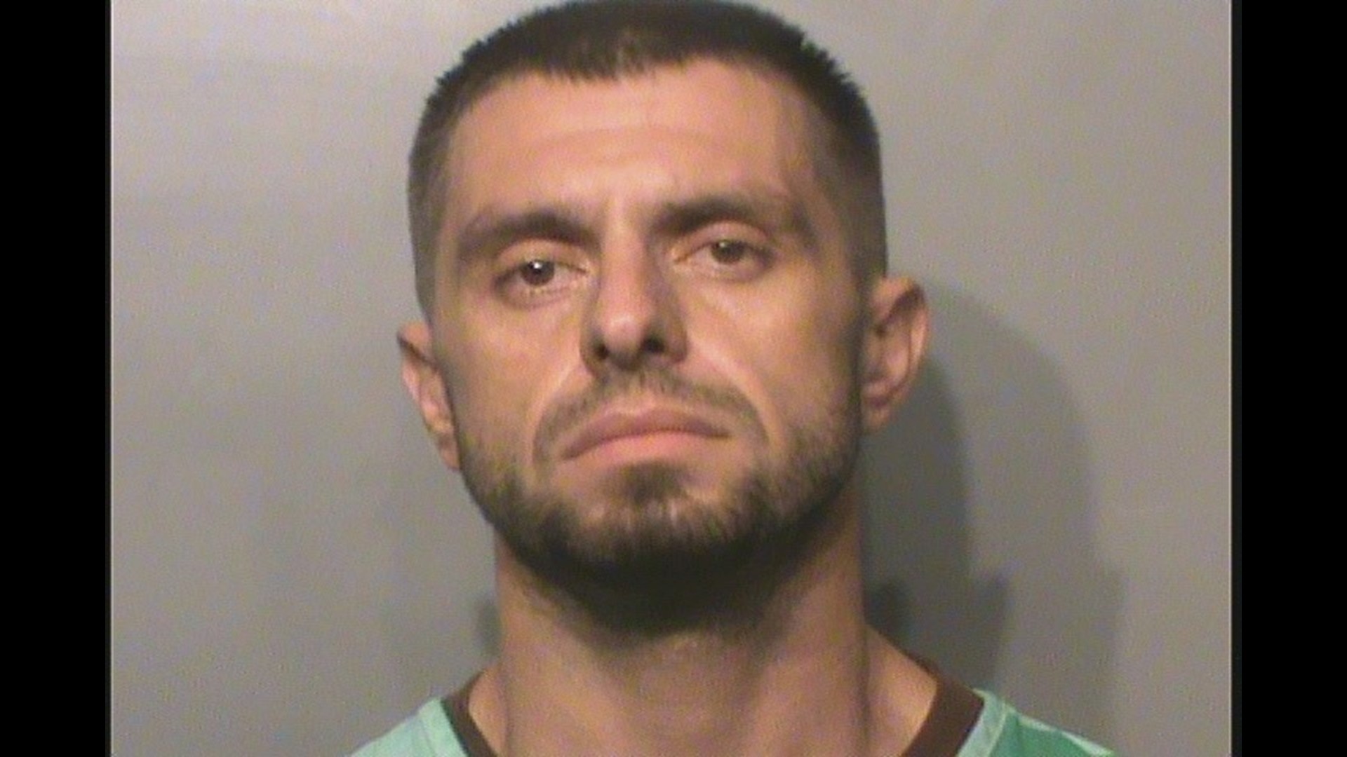 Clive police searching for ‘dangerous’ fraud and theft suspect ...