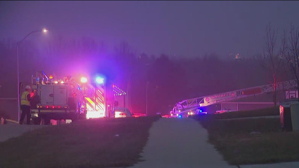 Fire crews battling house fire in Waukee Thursday night | weareiowa.com
