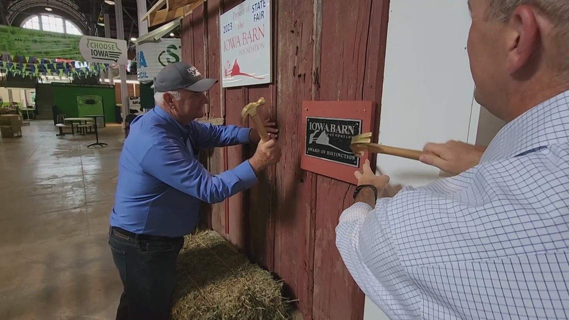 WATCH: 'Barn raising' at the Iowa State Fairgrounds | weareiowa.com