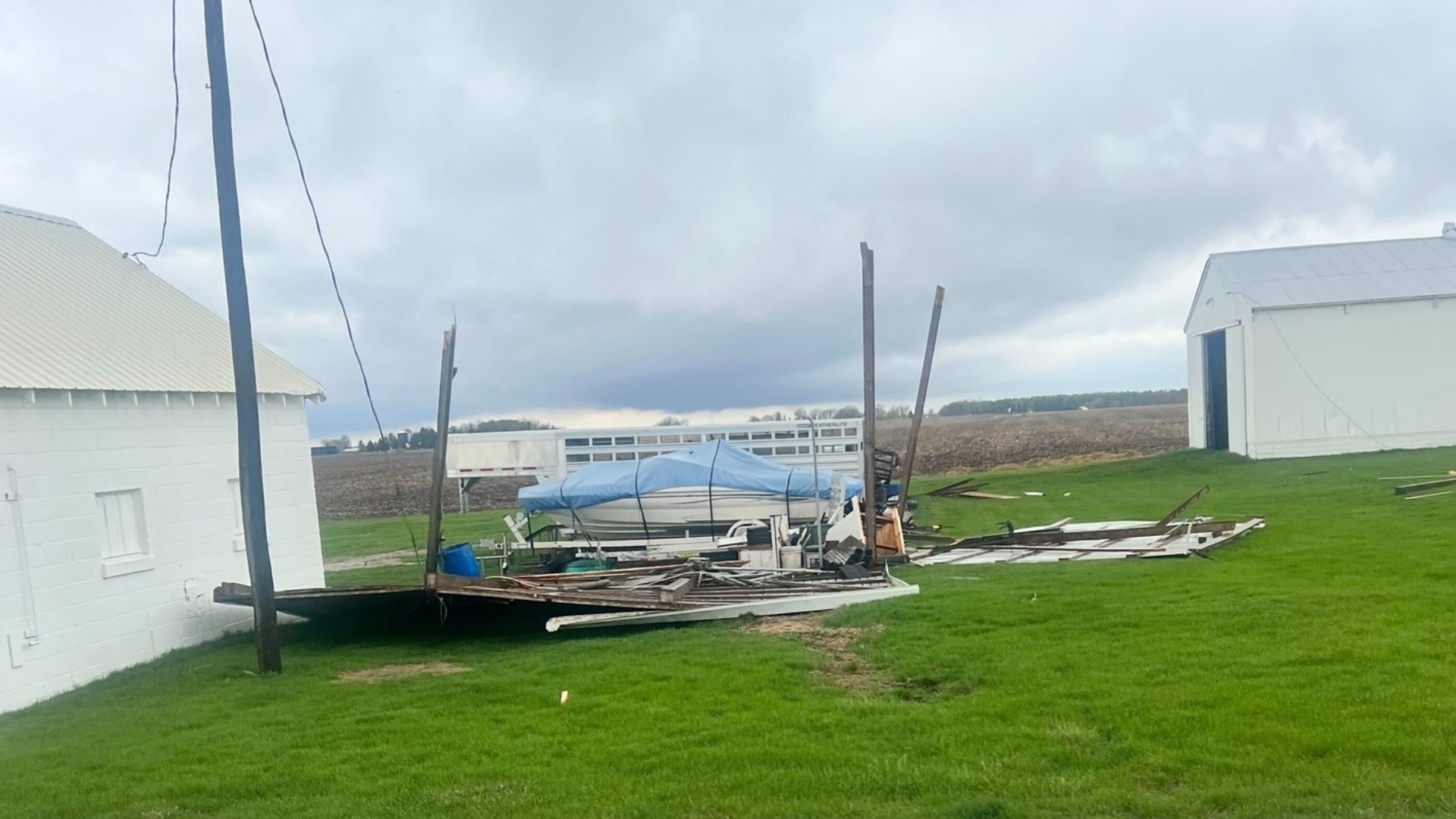 National Weather Service confirms tornado in Dallas Center, Iowa ...