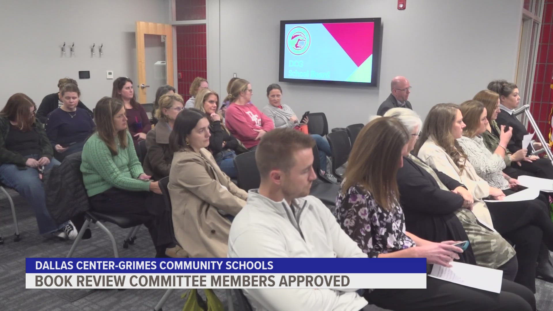 Dallas Center-Grimes reinstates book ban committee, names new members ...