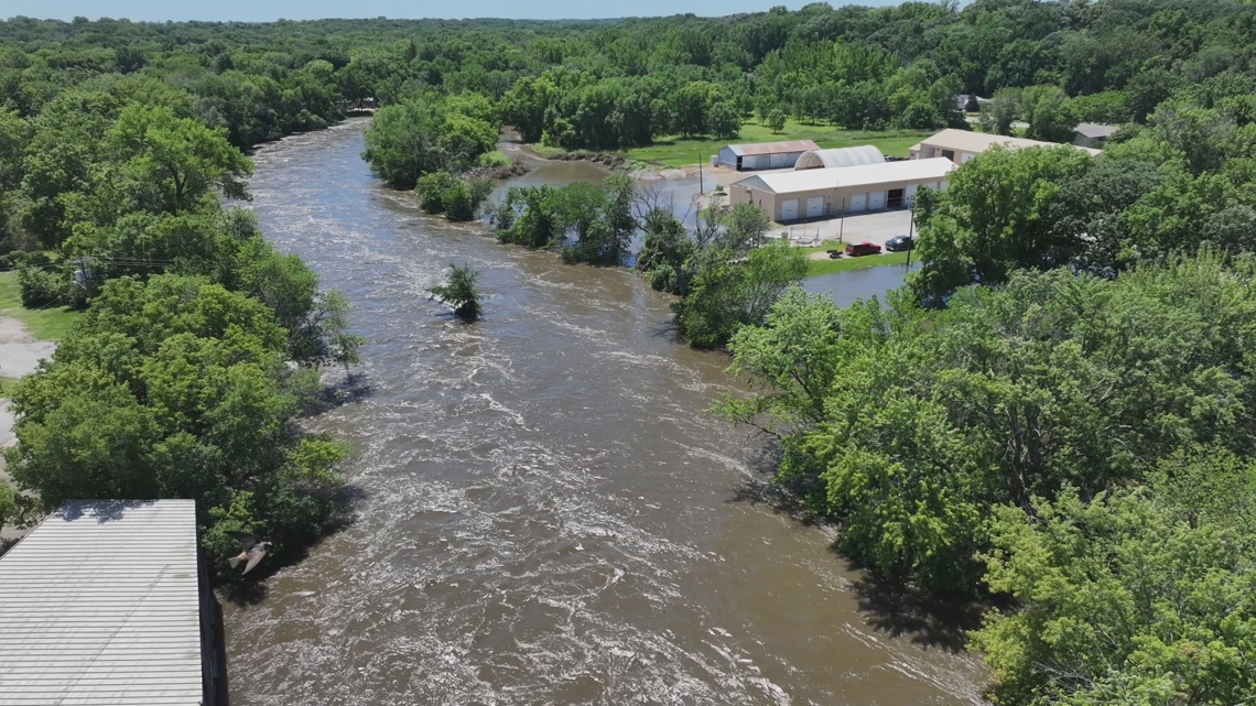 Humboldt homes flooded by Des Moines River water levels | weareiowa.com