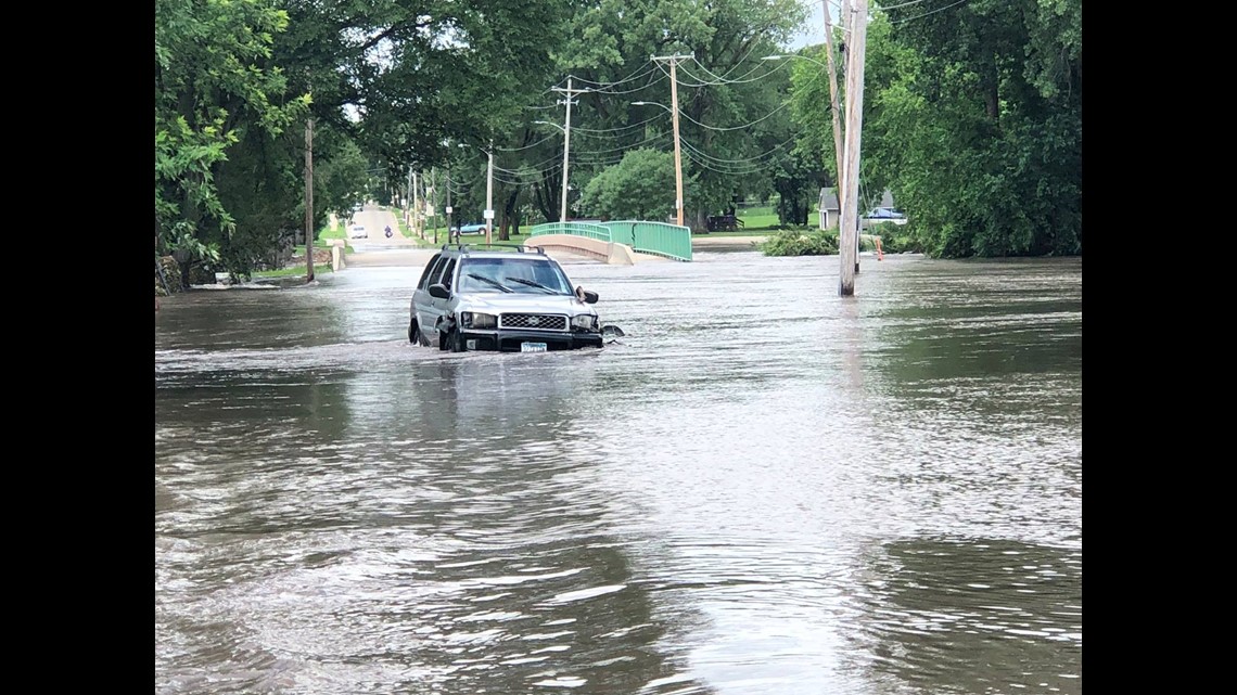 Flash flooding inundates central Iowa | weareiowa.com