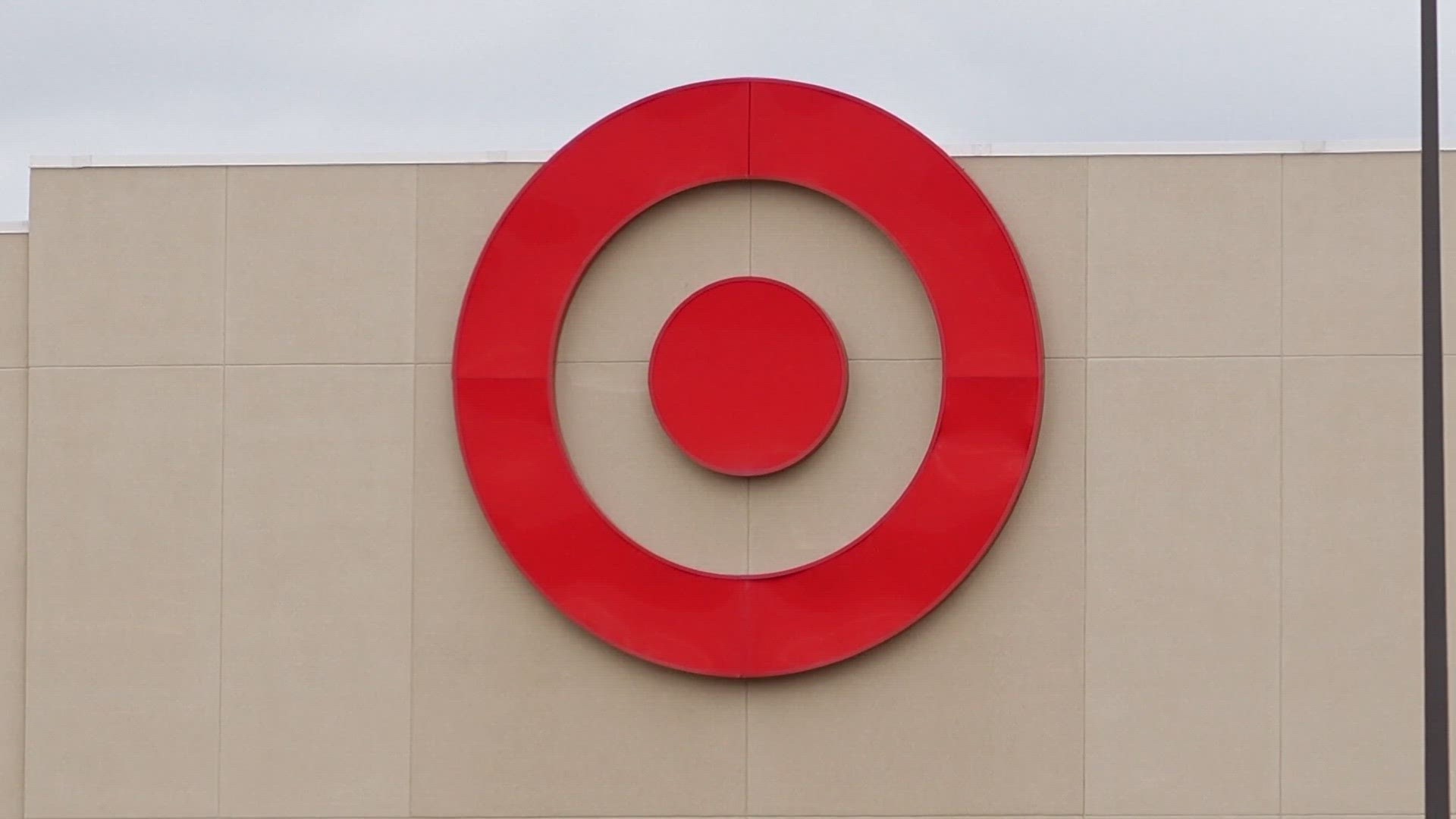 Target limiting items at self-checkout to 10 | weareiowa.com