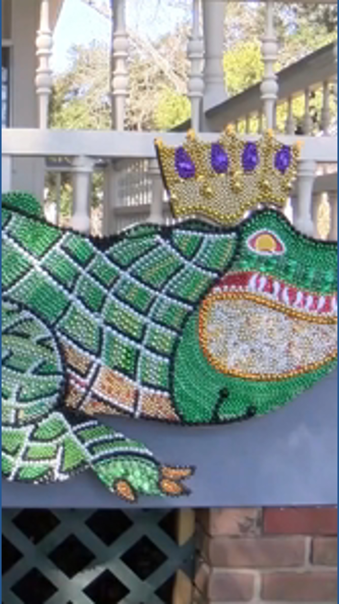 Biloxi woman creates art from Mardi Gras beads | weareiowa.com