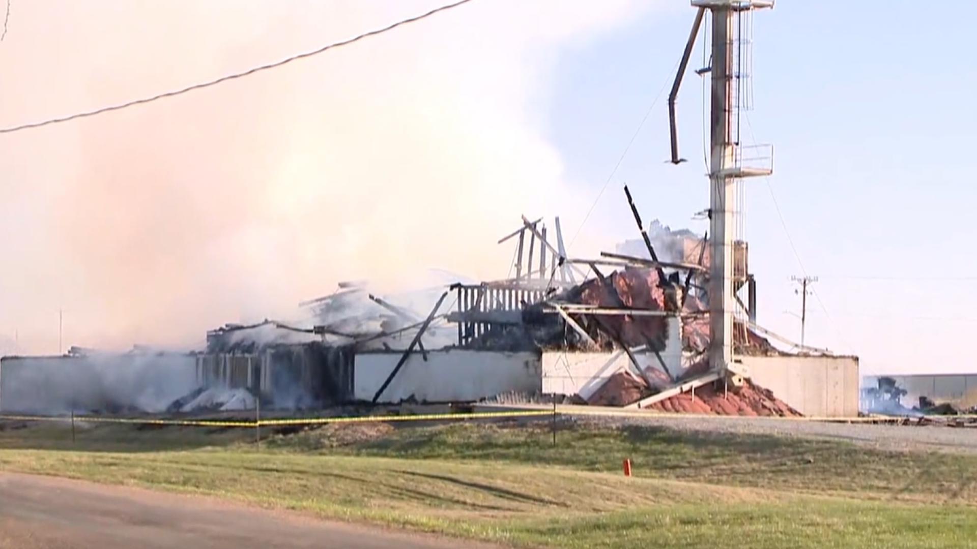Otley residents return to homes after fertilizer fire, Two Rivers ...