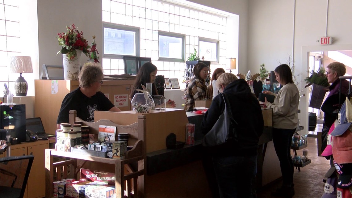 Oliver Beene Designs reopens on Main Street in Marshalltown, weeks ...