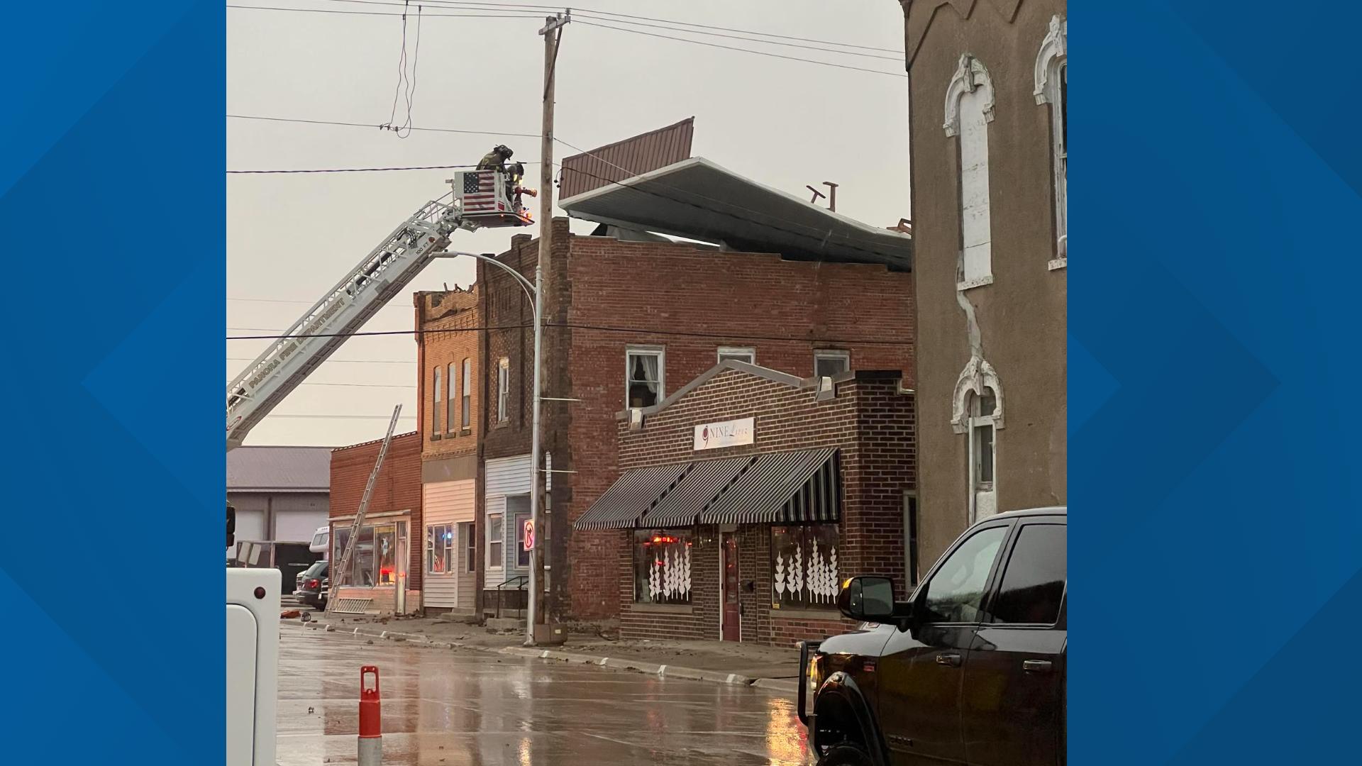 Iowa weather today: Severe thunderstorms, high wind, Red Flag Warning ...
