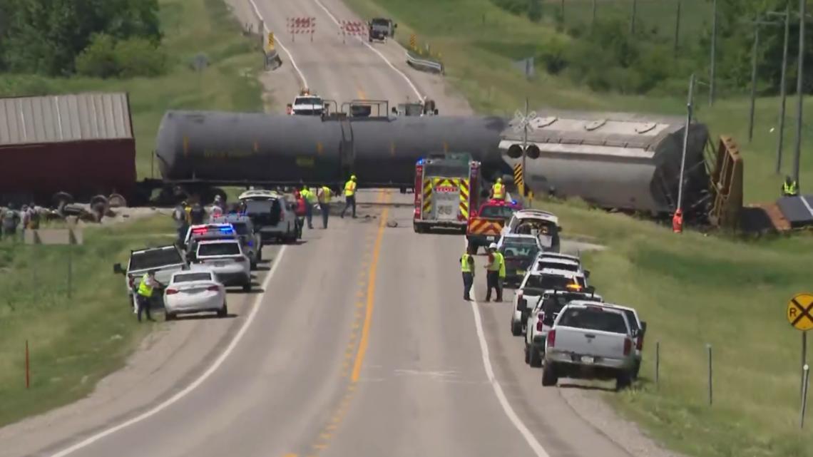 Fatal crash between train and semi in central Iowa highlights crossing ...
