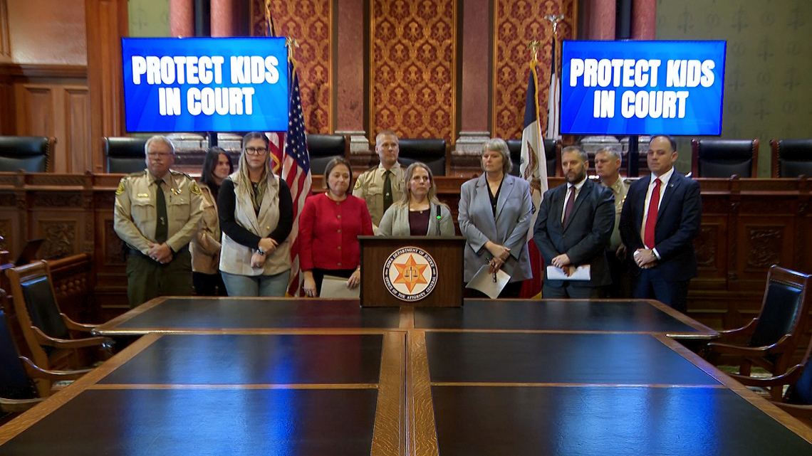Iowa Attorney General press conference on closed court circuit ...
