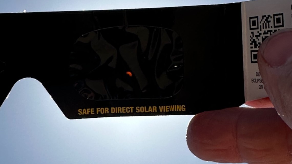 Solar eclipse live photos, videos from Iowa | April 8 updates ...