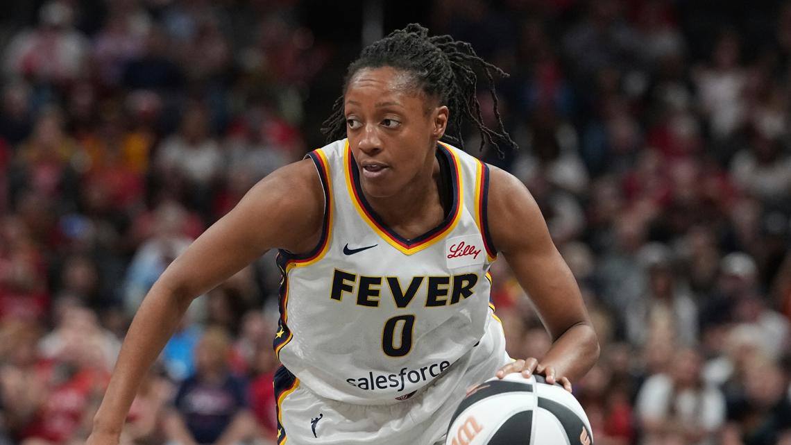 Alyssa Thomas sets WNBA record in Mercury's win over Fever | weareiowa.com