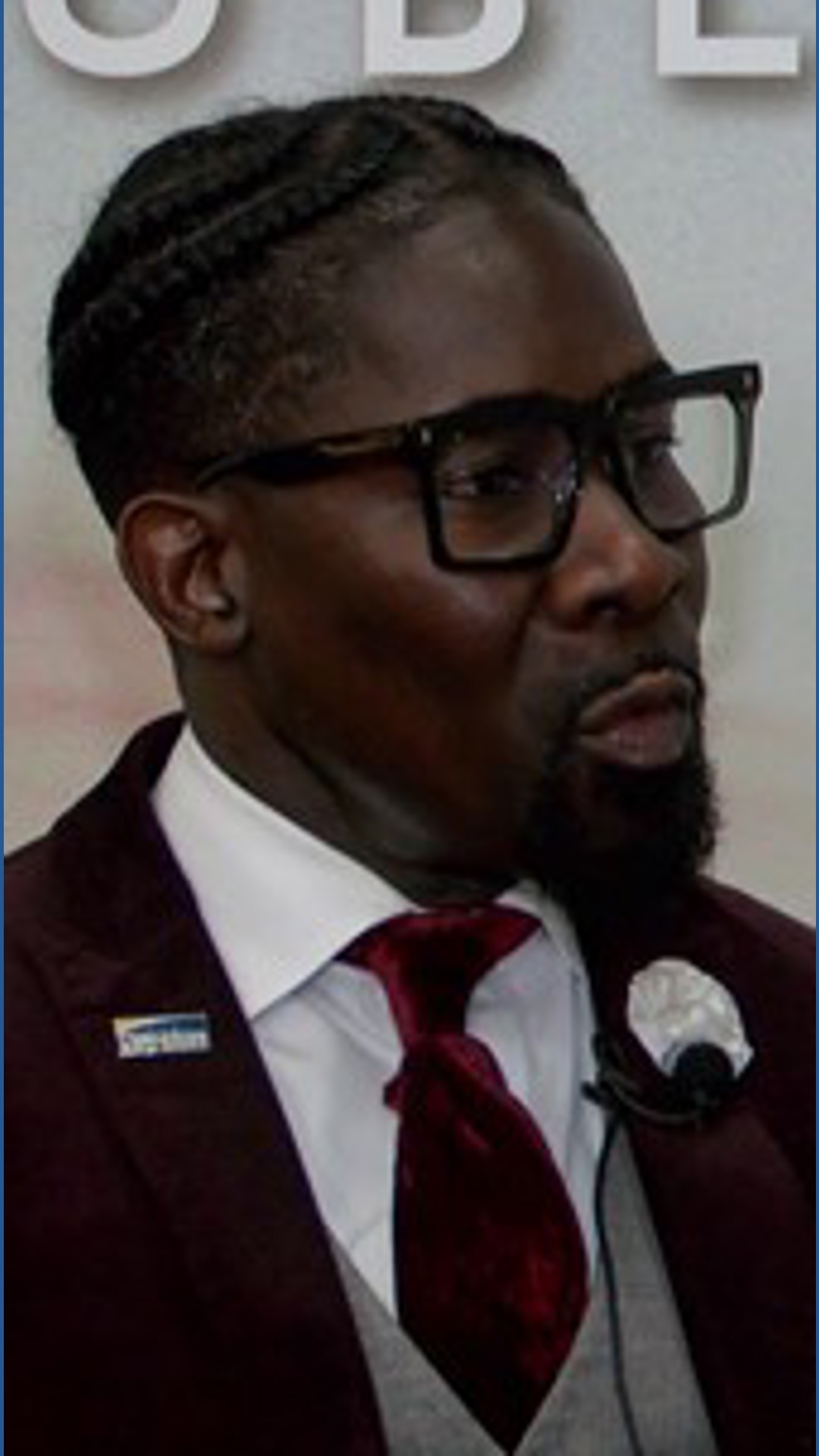 What to know about Dr. Ian Robert's detention by ICE, federal charge ...