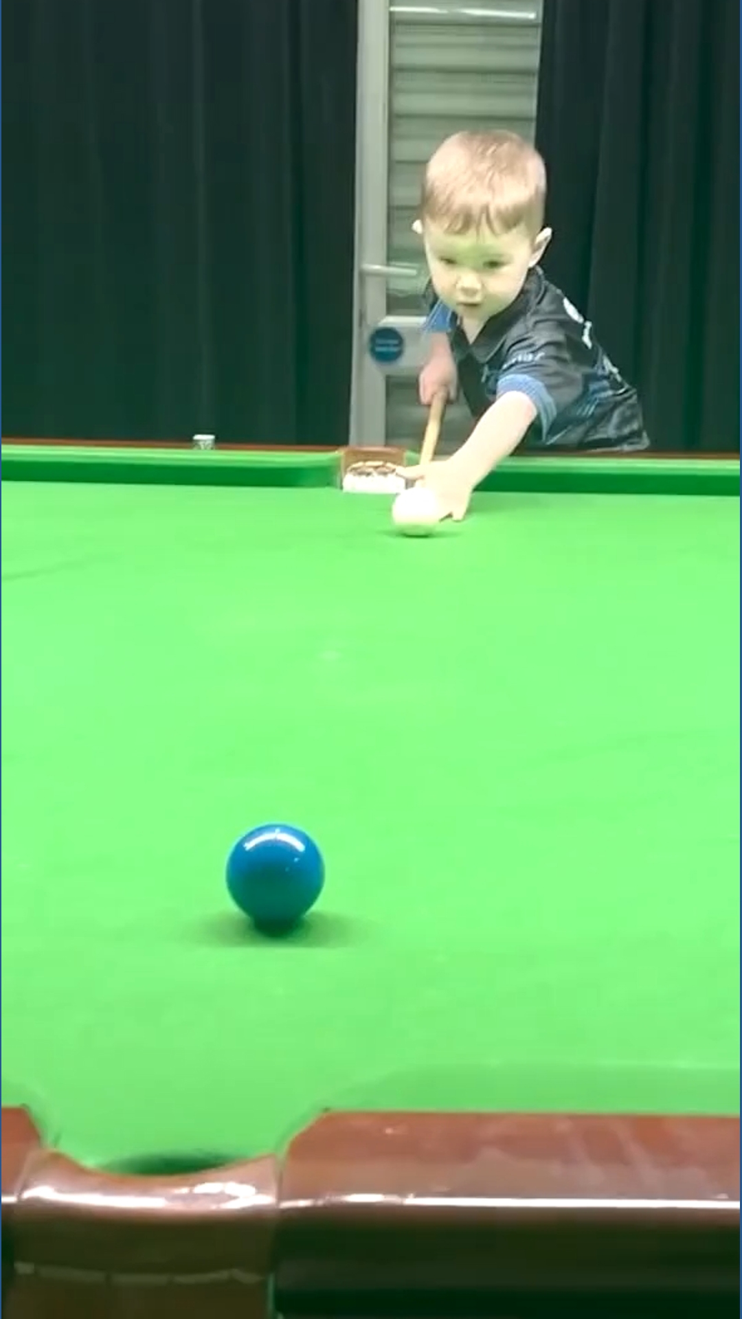 English 2-year-old sets world records in snooker | weareiowa.com