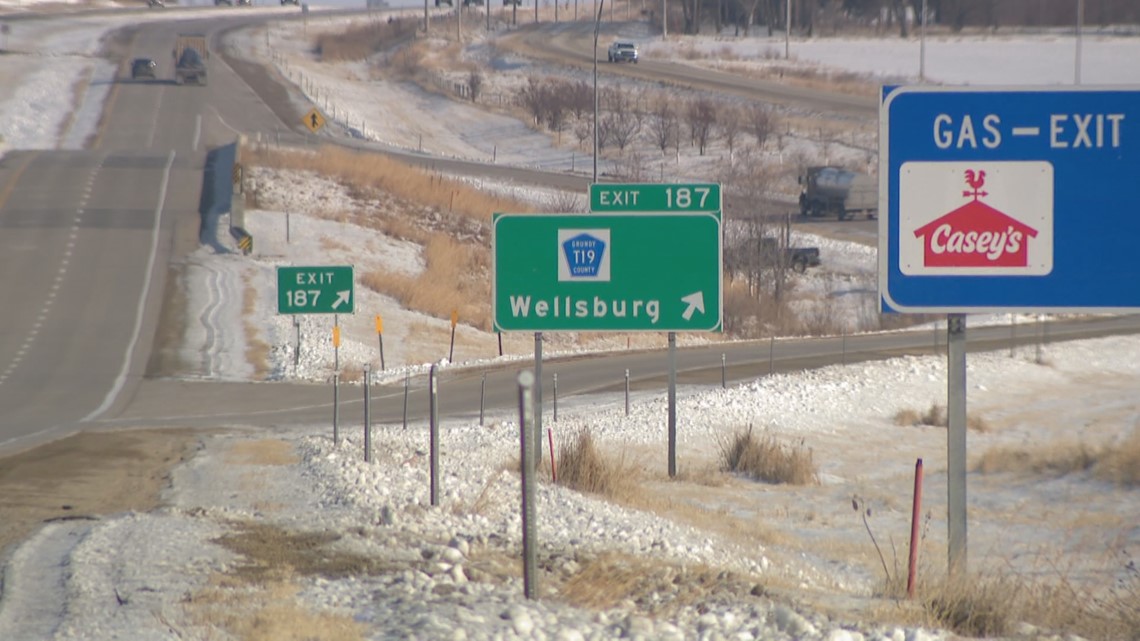 3 dead, multiple injured in 15 passenger van crash on Highway 20 ...