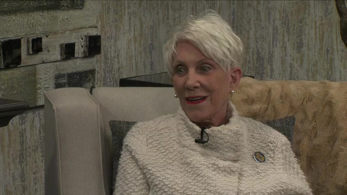 The story behind “Come from Away” with pilot Beverley Bass | weareiowa.com