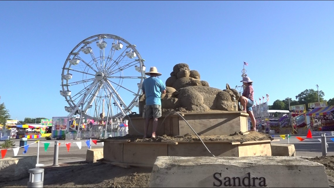 Sandscapes creating 2023 Iowa State Fair sandcastle sculpture | wqad.com