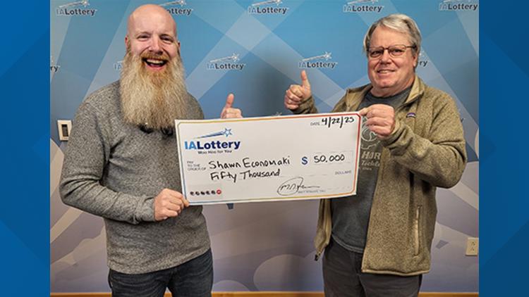 Iowa dad wins $50,000 Powerball, gifts son prize | weareiowa.com