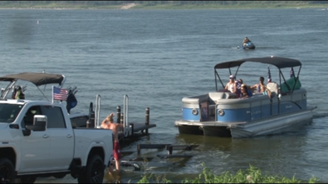 Fourth of July boating safety for your time on the lake | weareiowa.com