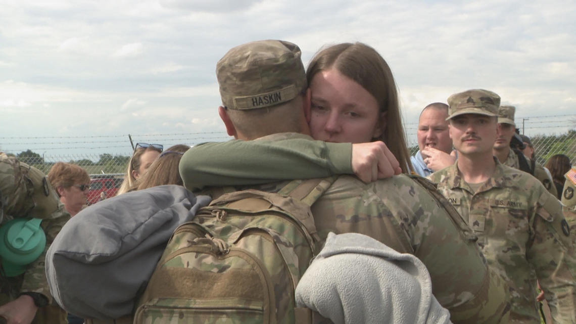 Iowa National Guard deploys troops to Middle East, families send off ...