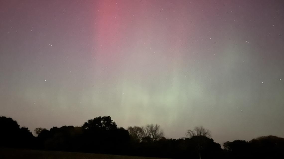Watch: Photos, video of Northern Lights in central Iowa | wqad.com
