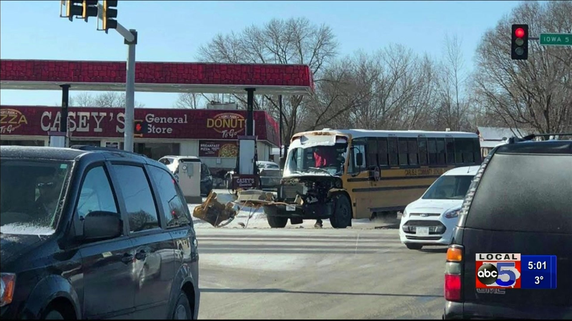 Carlisle school bus involved in crash Thursday morning | weareiowa.com