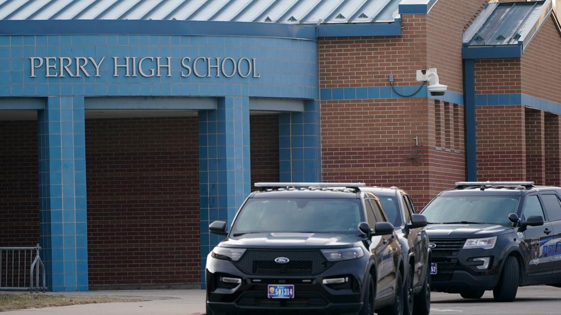 Safety measures helped police respond quickly to Perry shooting ...