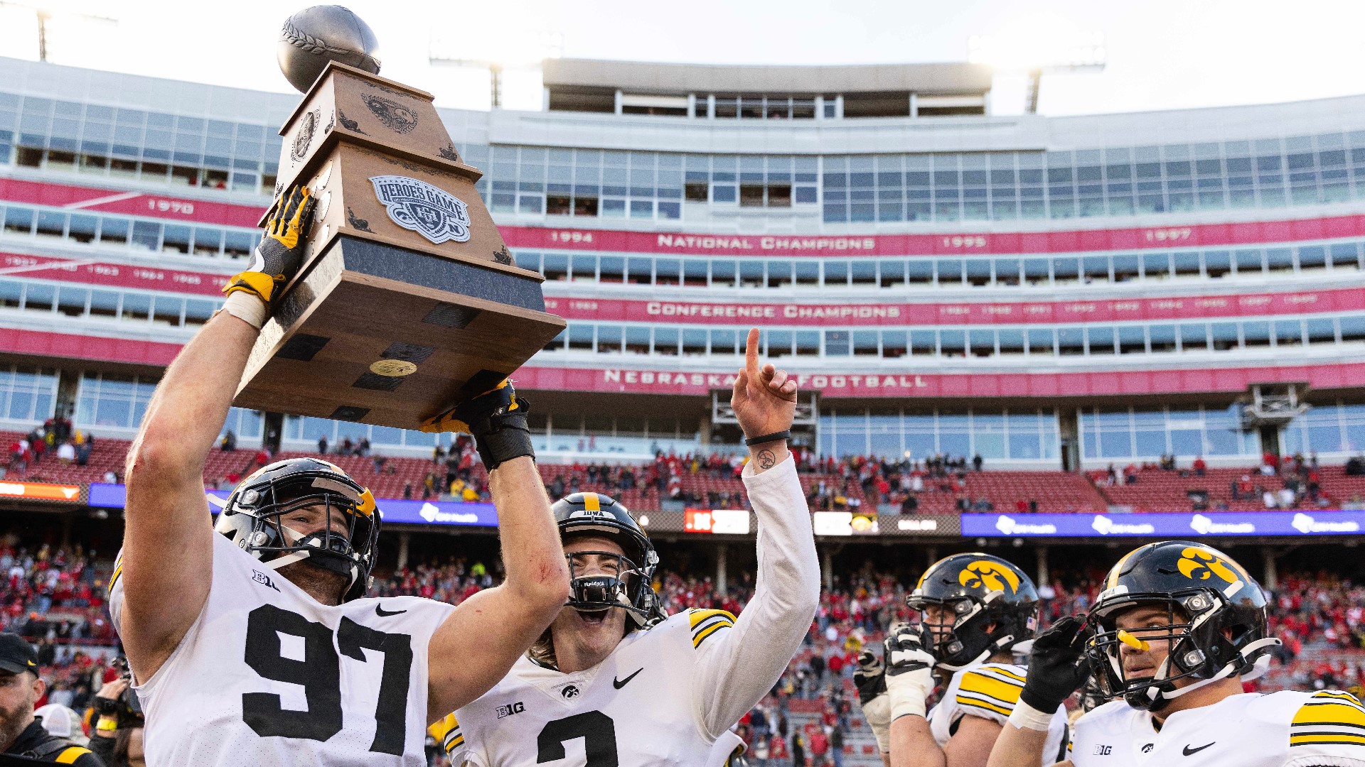 Iowa Hawkeyes upset Nebraska Huskers 28-21 on Black Friday 2021 ...