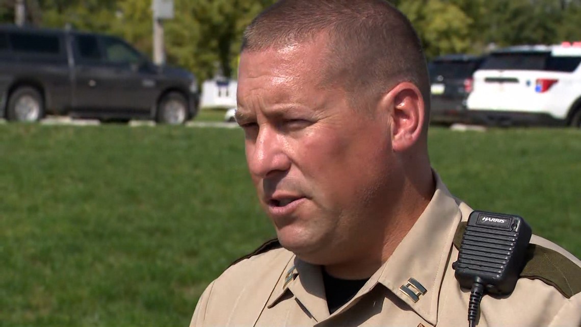 Capt. Evans provides update on suspect barricaded in Des Moines hotel ...