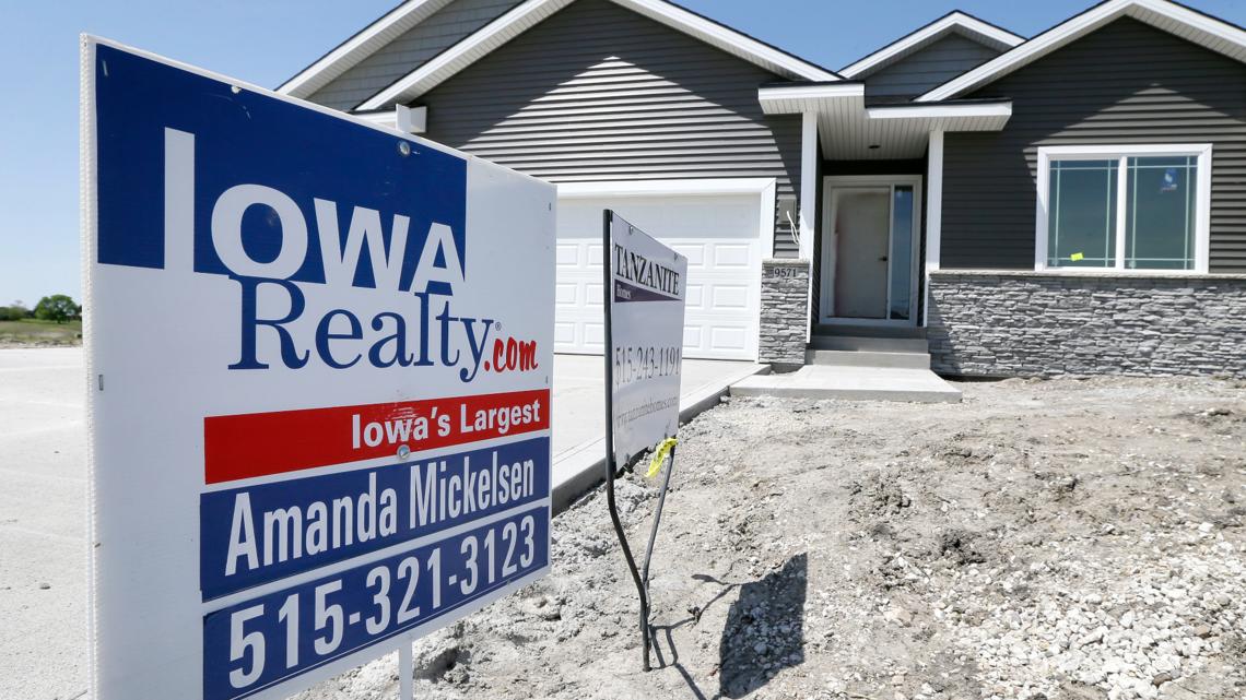 Iowa real estate experts weigh in on commission settlement | weareiowa.com