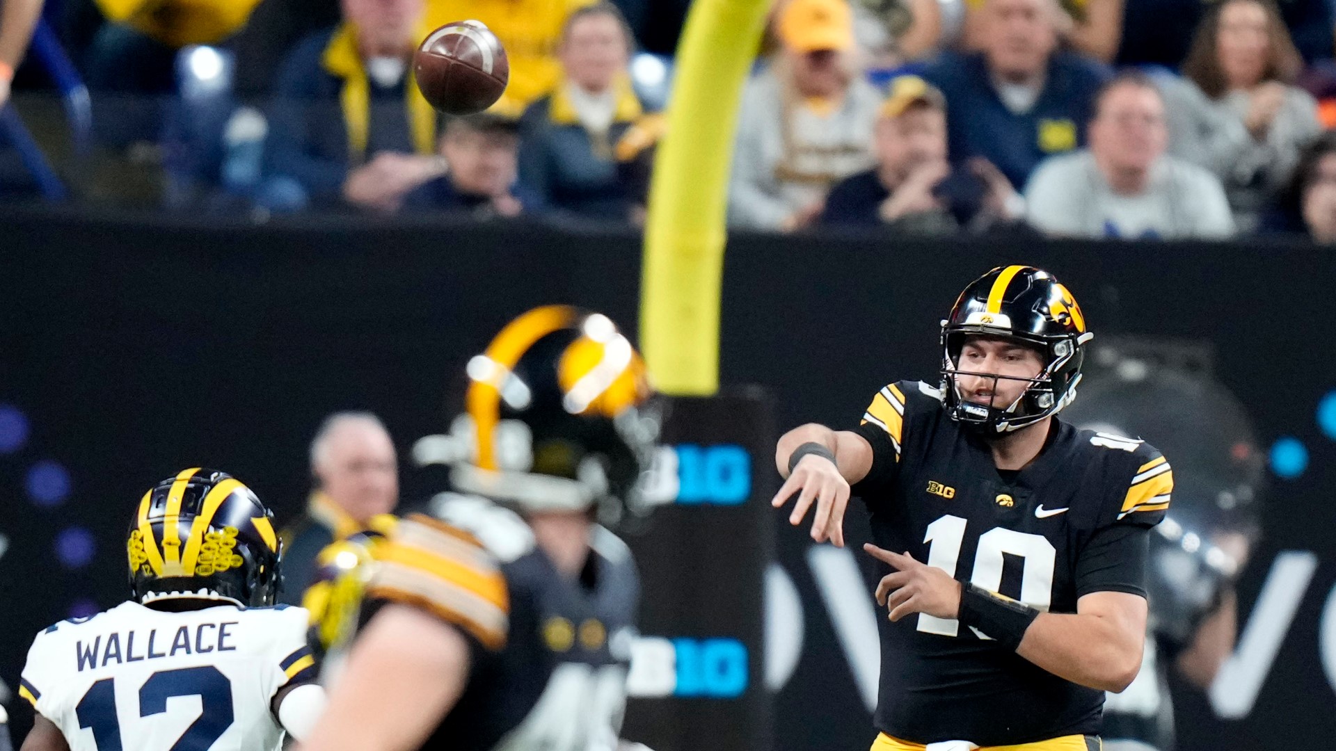 FINAL SCORE: Michigan defeats Iowa in Big Ten Championship Game ...