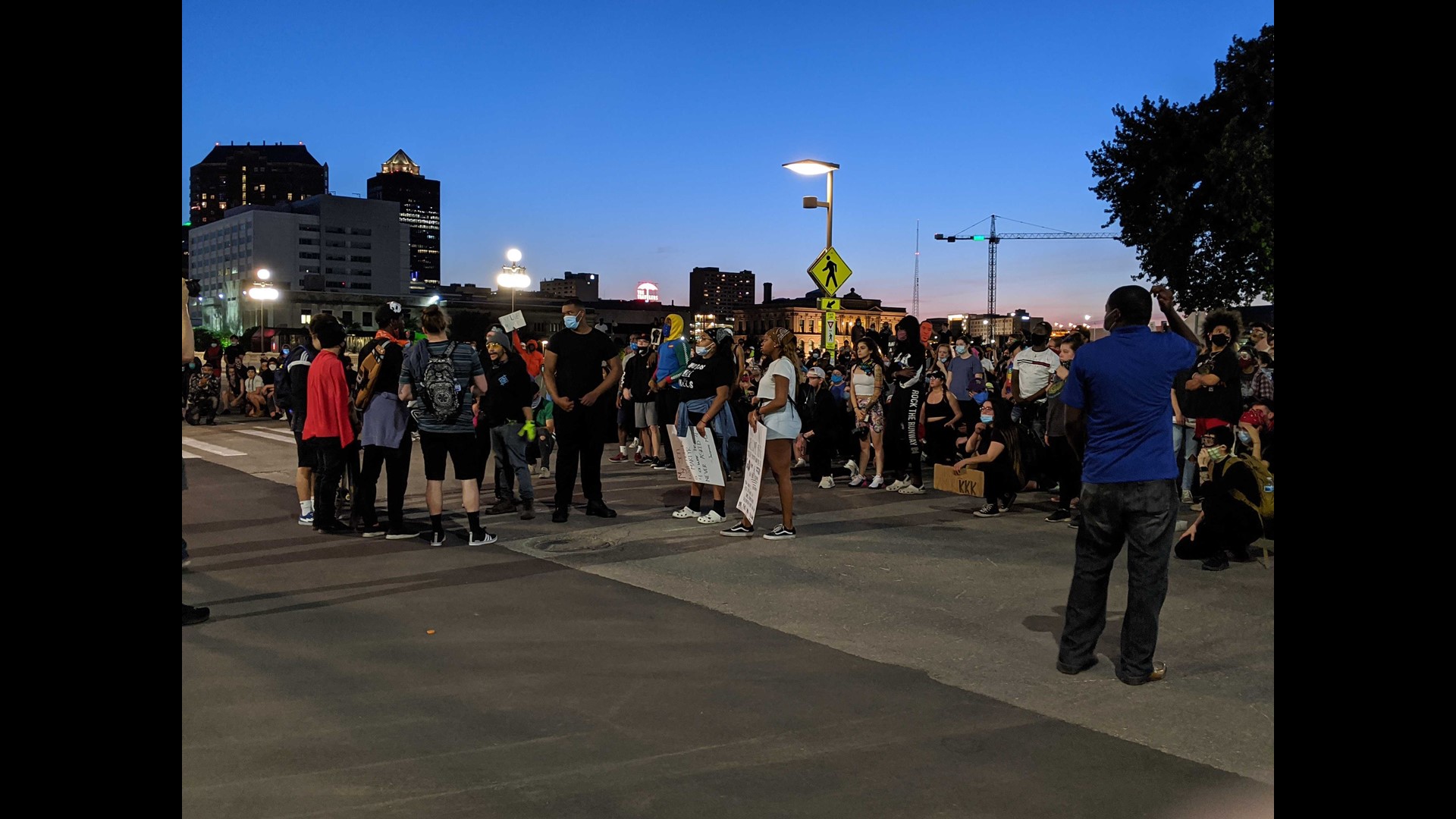 George Floyd Des Moines protests continue for fourth night | weareiowa.com