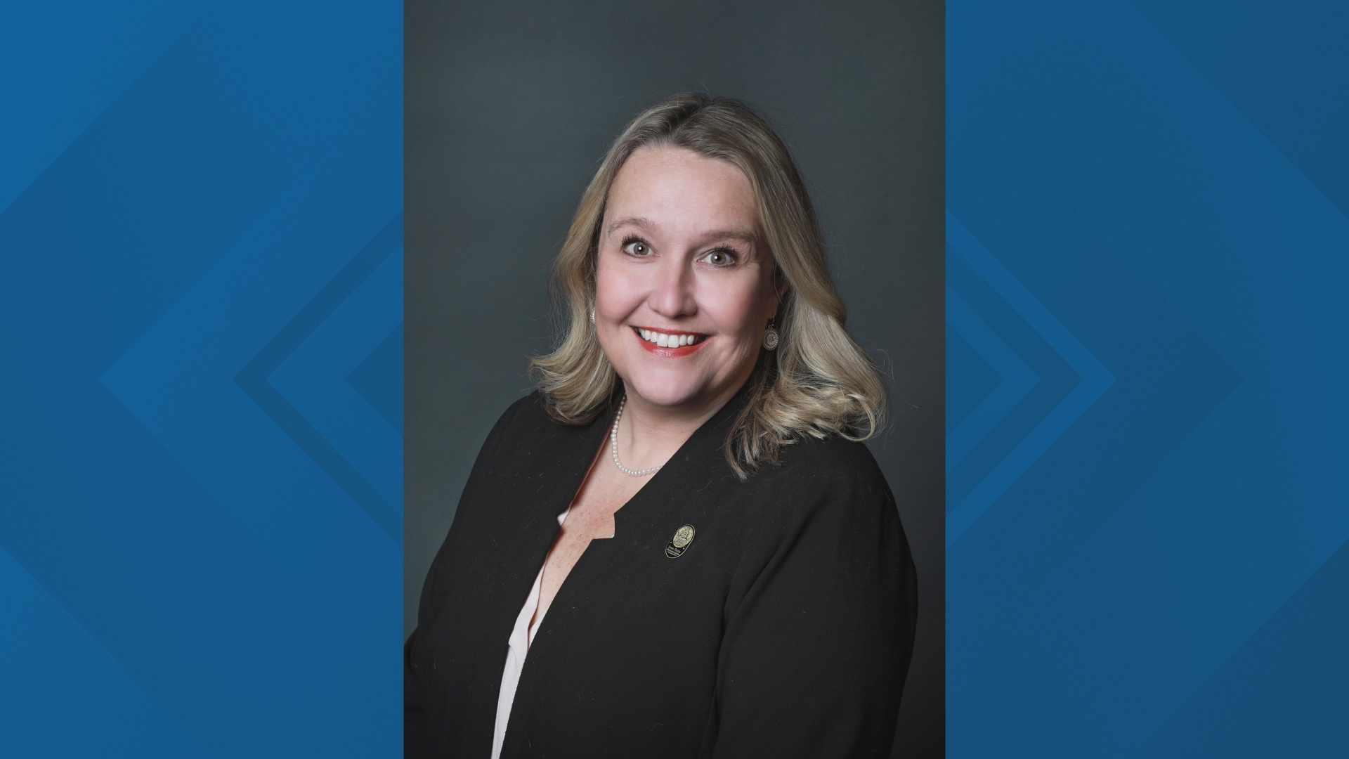 Iowa Rep. Jennifer Konfrst drops bid for Iowa's 3rd Congressional ...