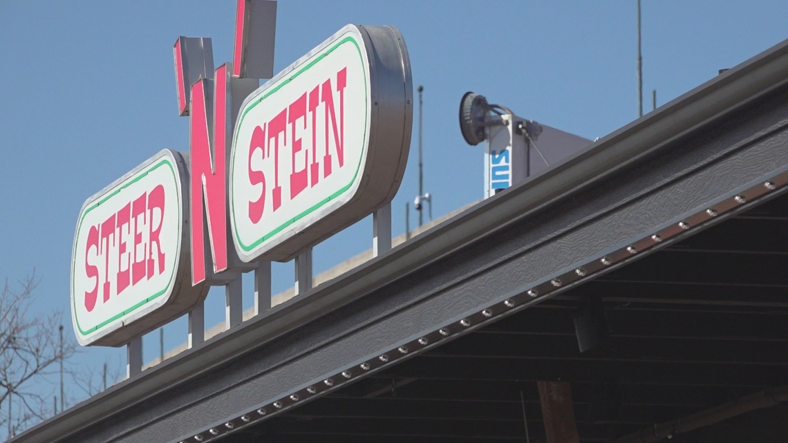 Former Steer N’ Stein owner sues Iowa State Fair, alleging defamation ...
