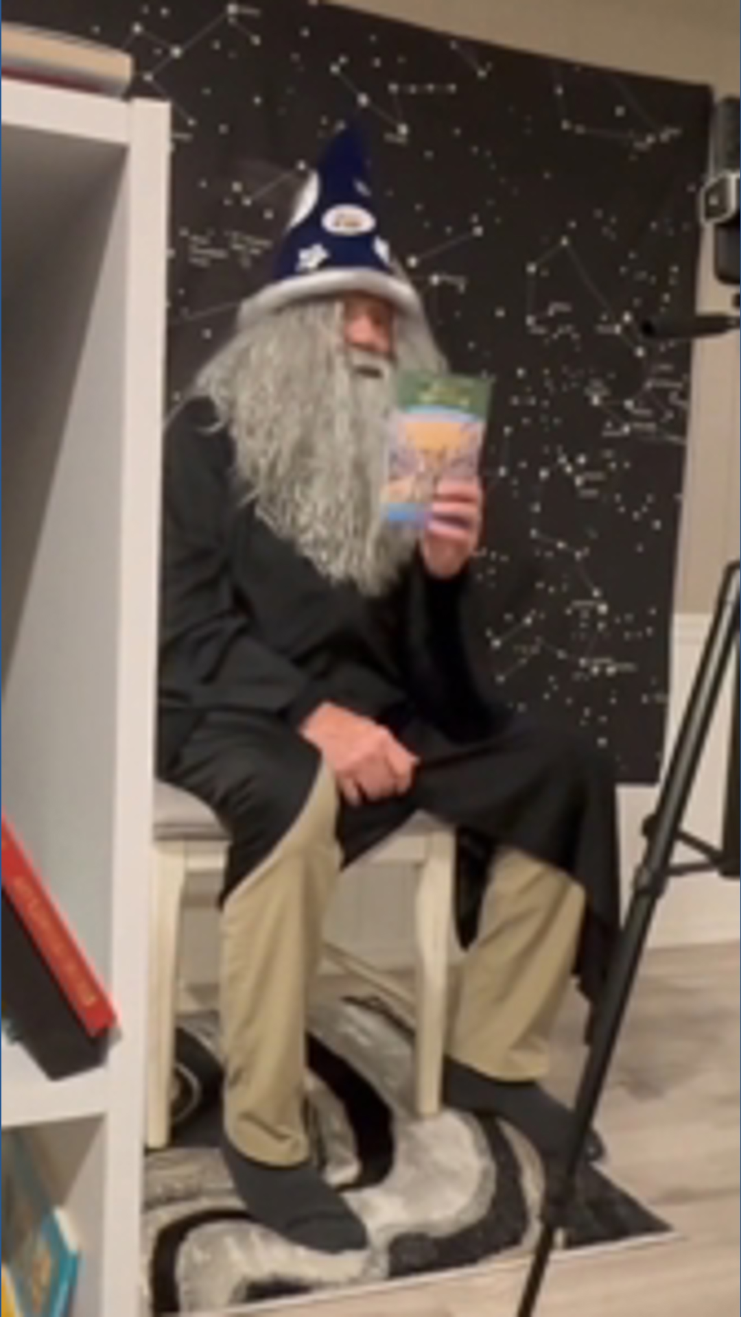 Grandpa Ken teaches children joy, power of reading | weareiowa.com