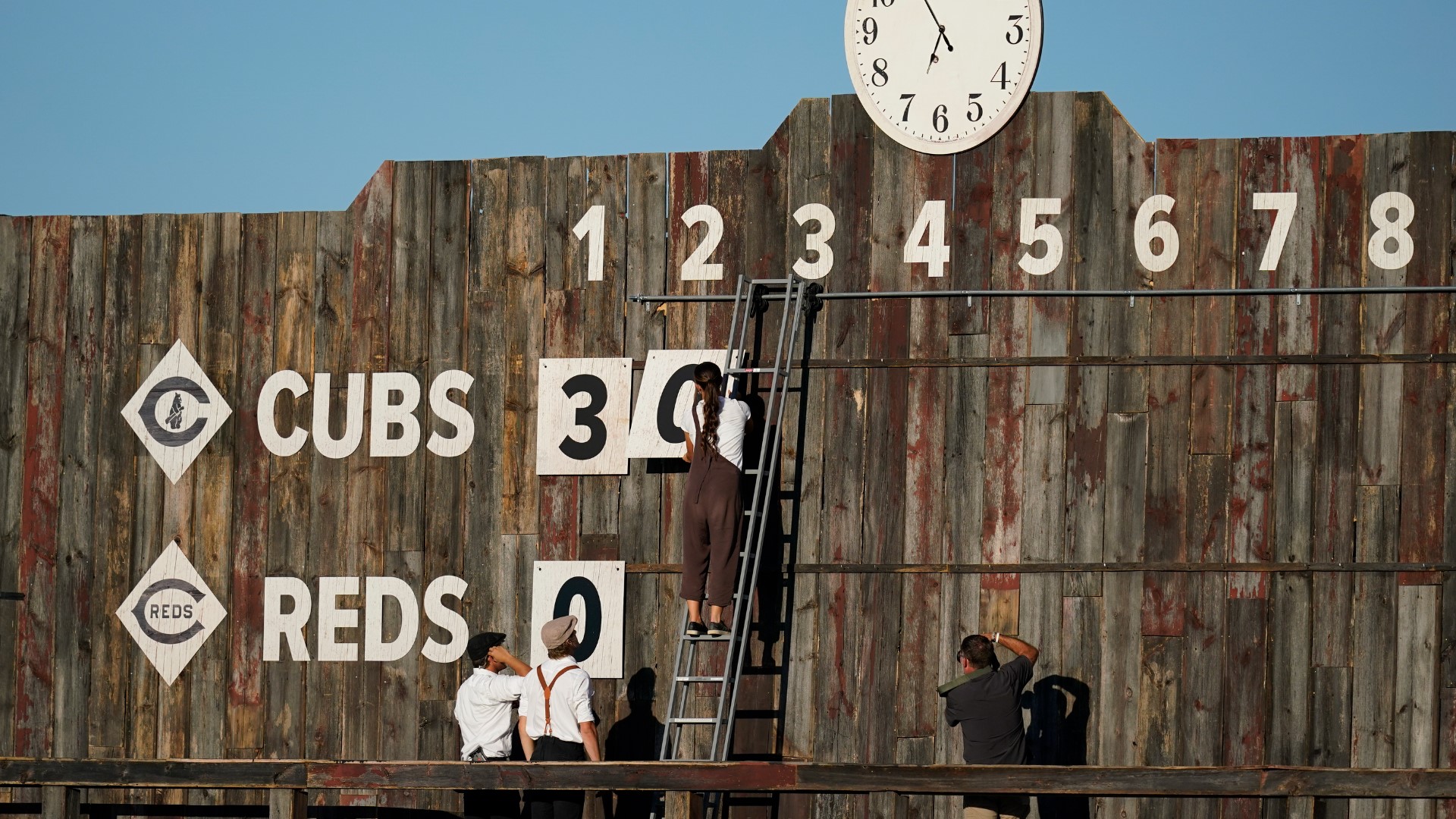 Ken Griffey, Ken Griffey Jr. intro MLB Field of Dreams Game 2022 ...