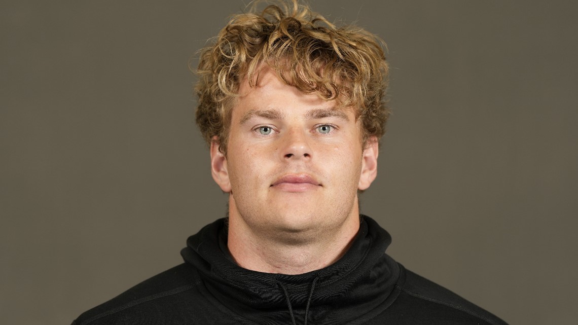 NFL Draft: Chicago Bears select Tory Taylor as No. 122 pick | wqad.com