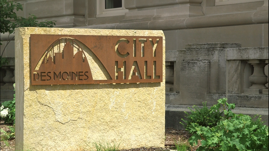 Des Moines City Council to deliberate face mask resolution Monday ...