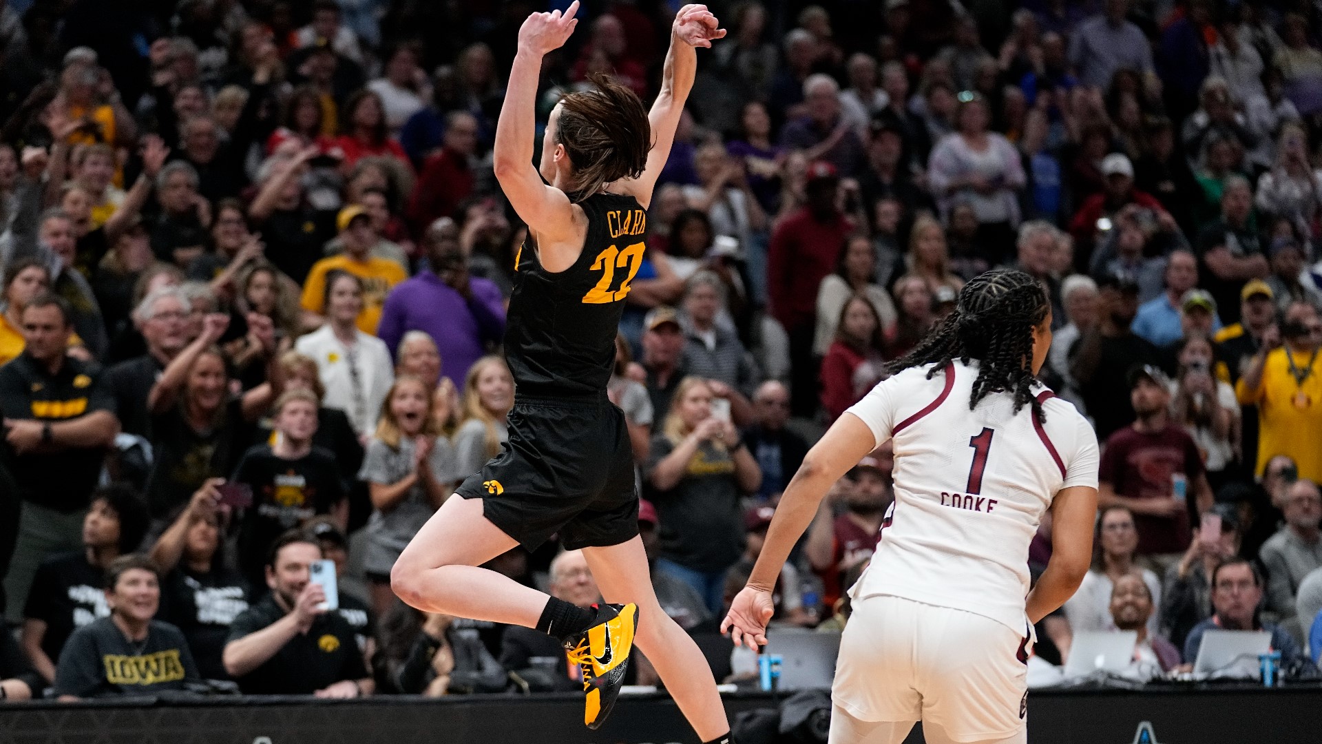 Women's Final Four: Iowa vs. South Carolina final score, recap ...