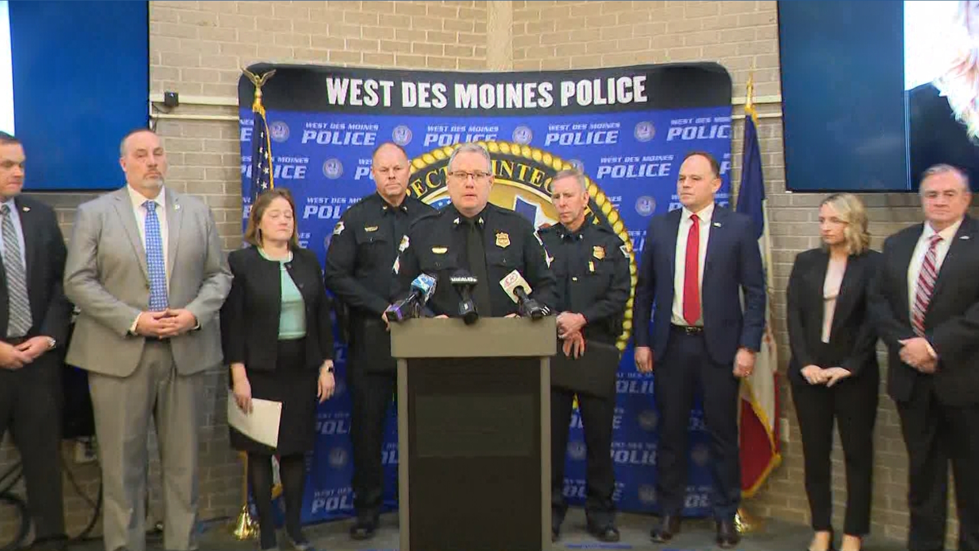 Latest updates: Woman arrested for 2011 cold case murder of Iowa ...