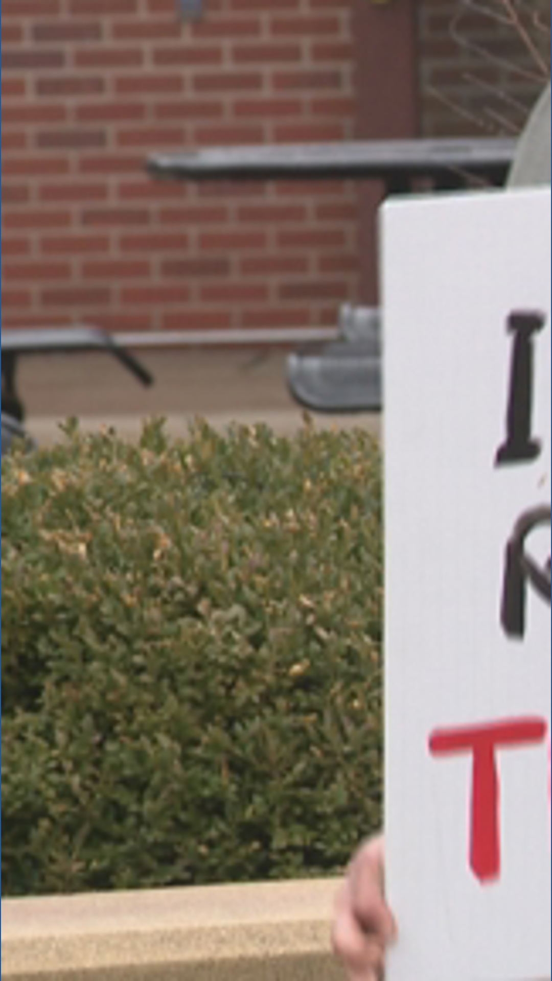 Iranian students at Iowa State demonstrate in solidarity with Iranian ...