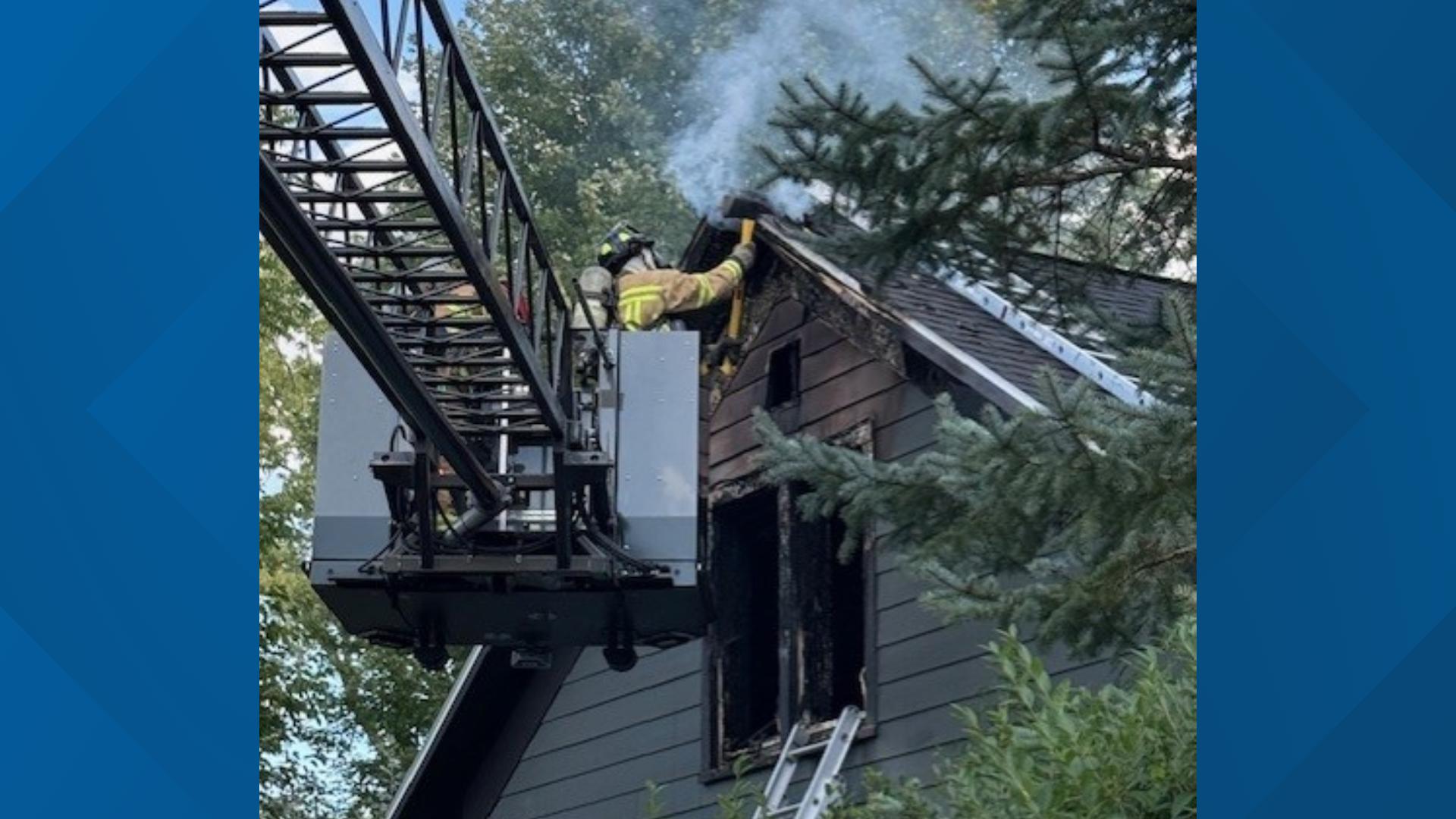 Ames FD battles structure fire near Franklin Park, 2 cats killed ...