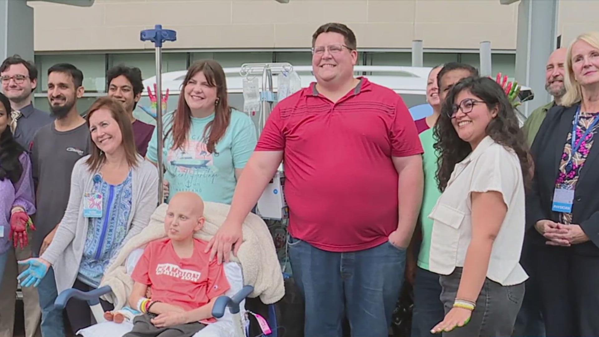 Doctor receives $400K grant for pediatric cancer research from 'Hope on ...