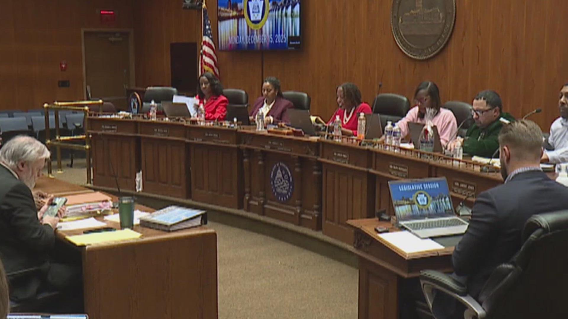 Harrisburg City Council passes 2026 budget, rejects pay increase for mayor Wanda Williams ...
